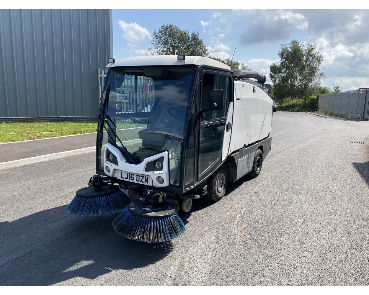 Johnston C201 Compact Road Sweeper Spare Parts – Speltech